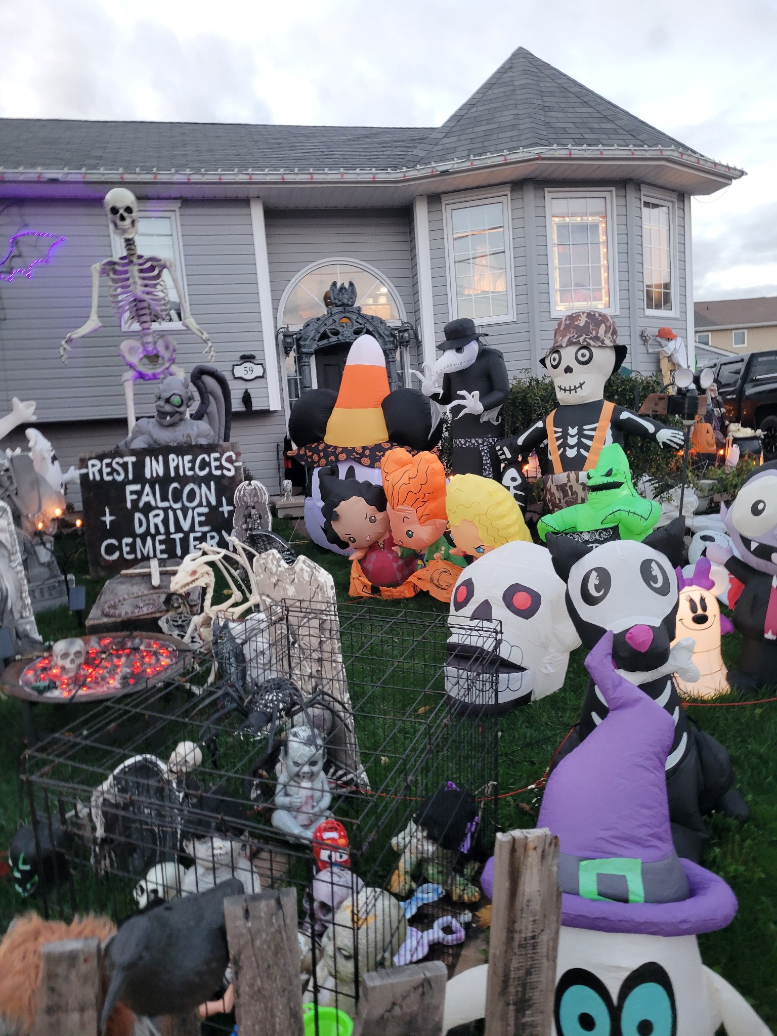 Halloween Displays In Greater Moncton with Ruth Ann Swansburg